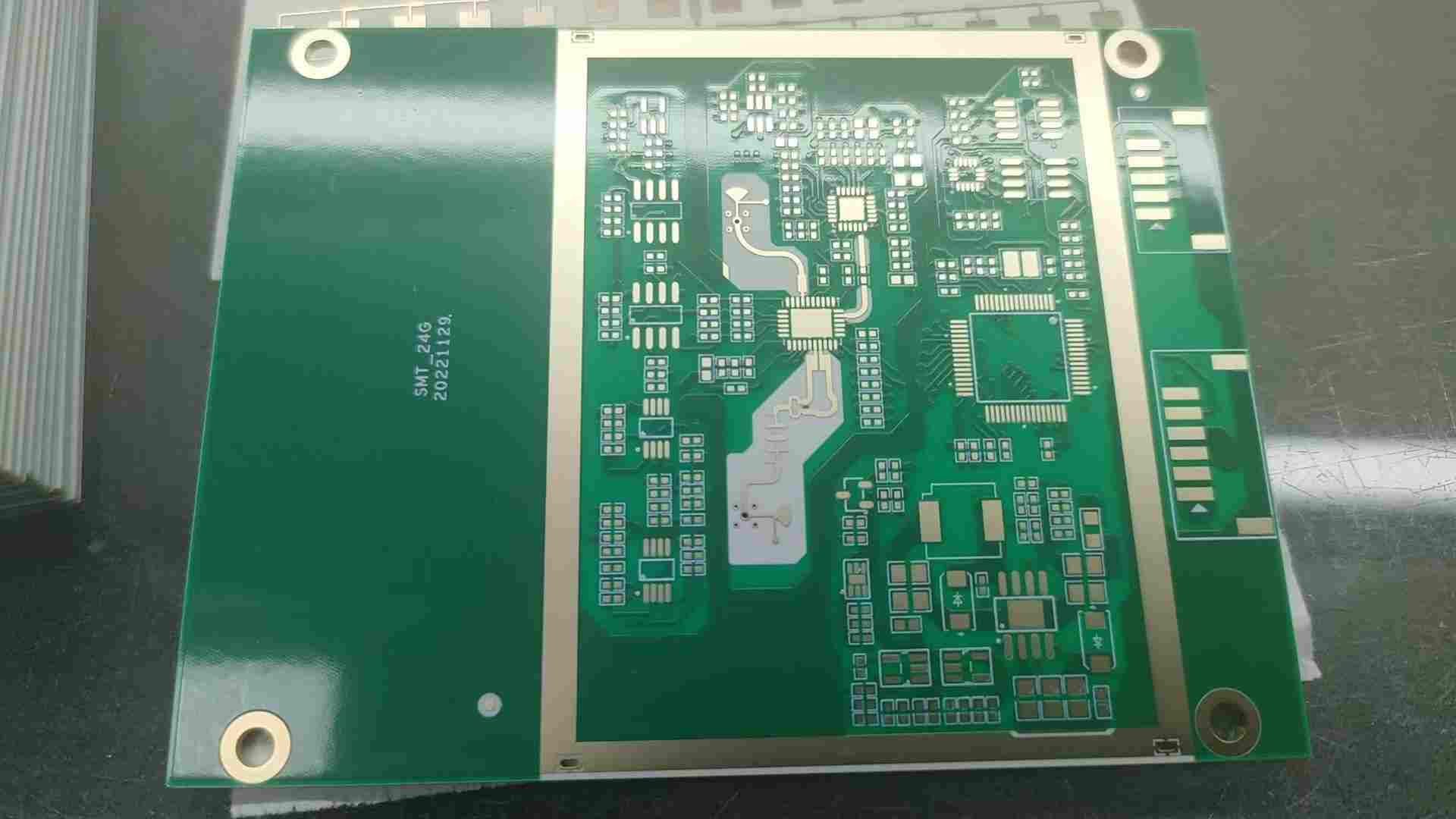What is ISOLA 370HR PCB? - ISOLA PCB Manufacturer